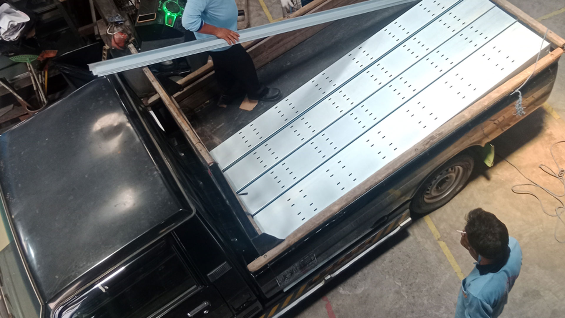 Cable Tray merk "SES" - PT. SURYA ELEKTRINDO SWASTIKA